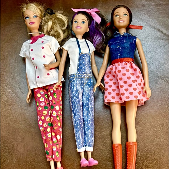 Barbie | Toys | Three Beautiful Barbie Dolls Chef Barbie Skipper And ...